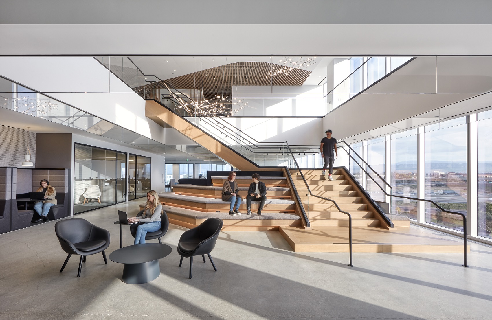 Spacestor | Reimagining the Workplace as a Destination Space