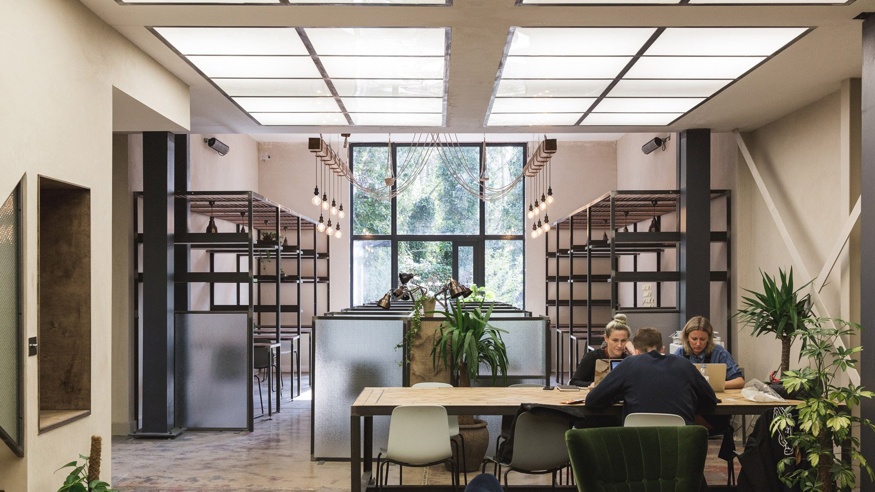 Spacestor | Workspace of the Week - Palmspace, EAT WORK ART