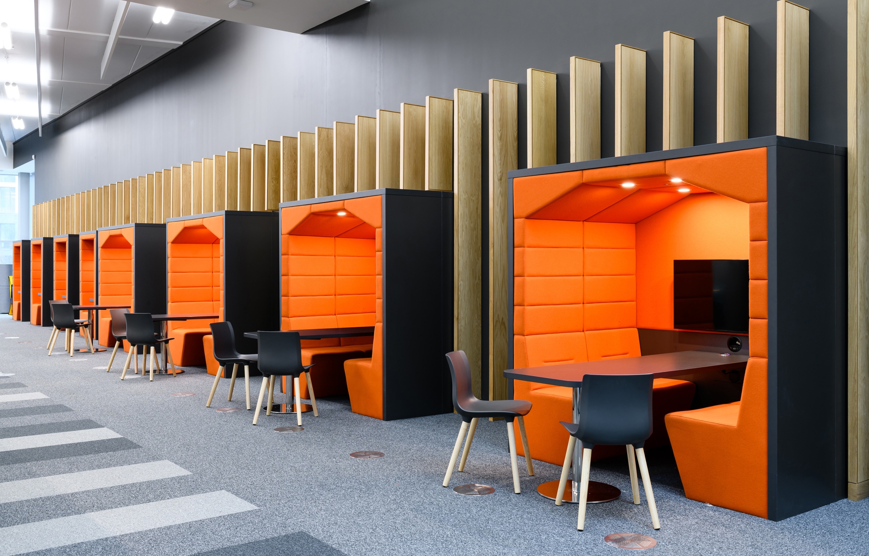 Spacestor | California Cool, London Design