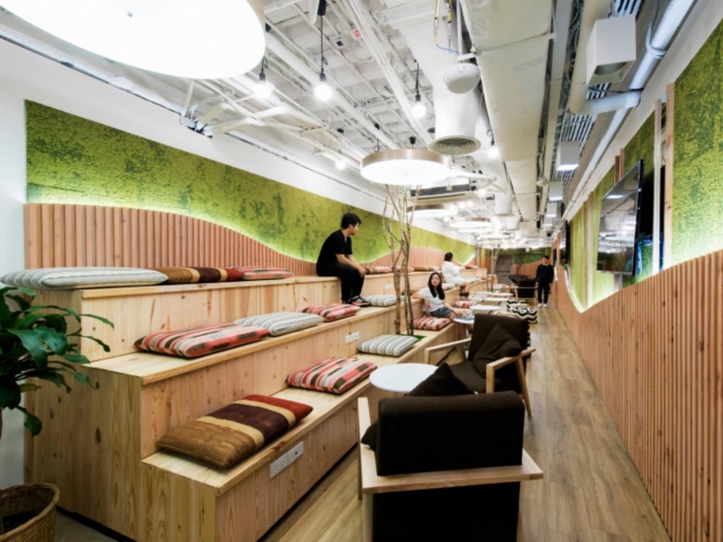 Spacestor | Workspace of The Week - Samsung, Bangkok