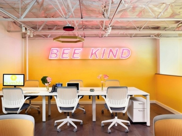 Spacestor | Workspace of the Week - Bumble, Austin