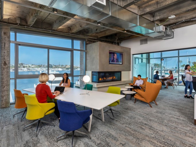 Spacestor | Workspace of the Week - SAP Innovation Center and HanaHous ...