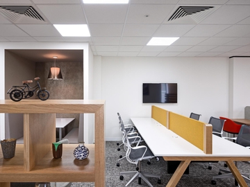 Spacestor | Regus, London