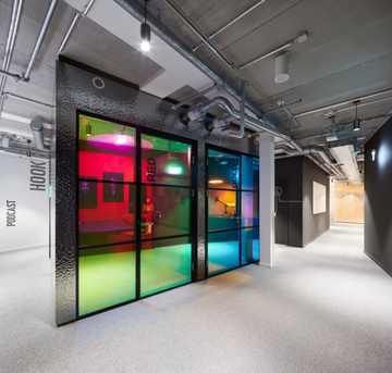 Spacestor | Workplace of the Week - RTL Audio Center Offices, Berlin
